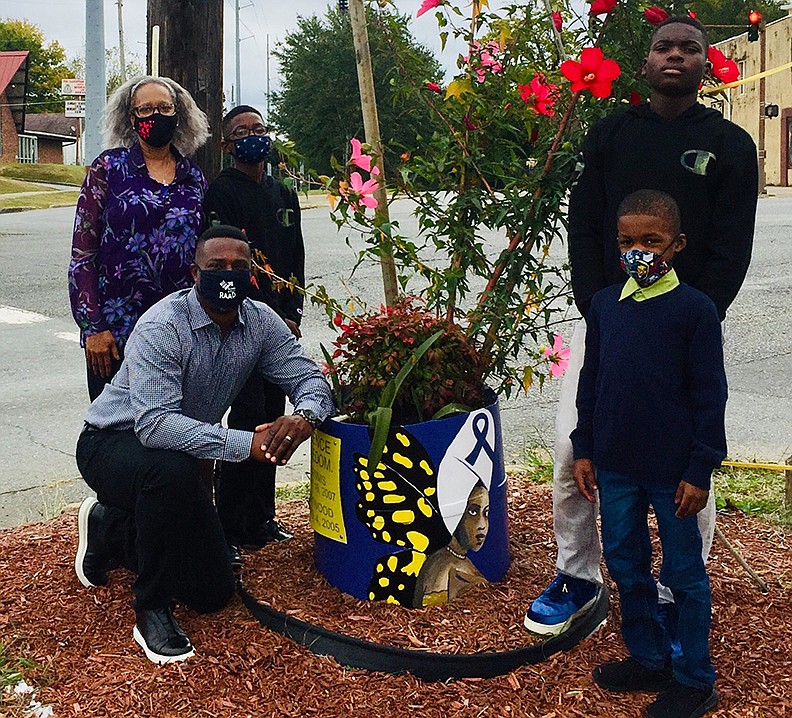 Mural seeks to raise awareness about domestic violence | Hot Springs ...