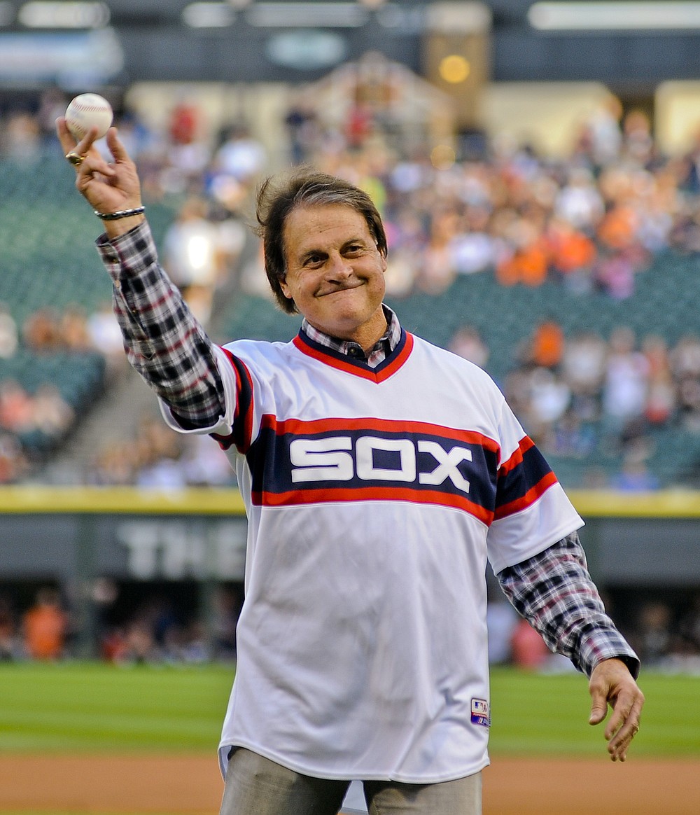 La Russa returns to manage White Sox