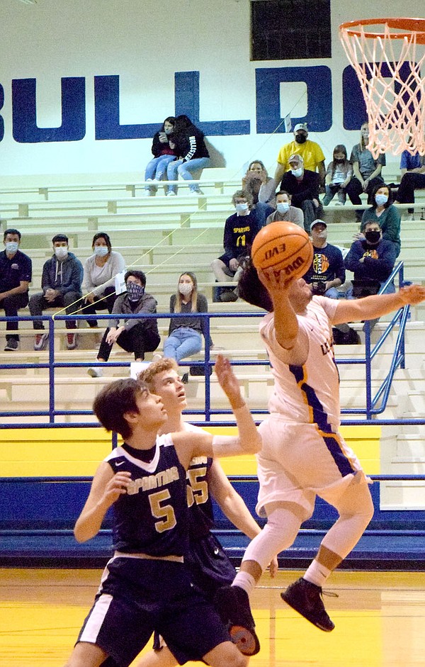 Bulldogs win home game | Westside Eagle Observer
