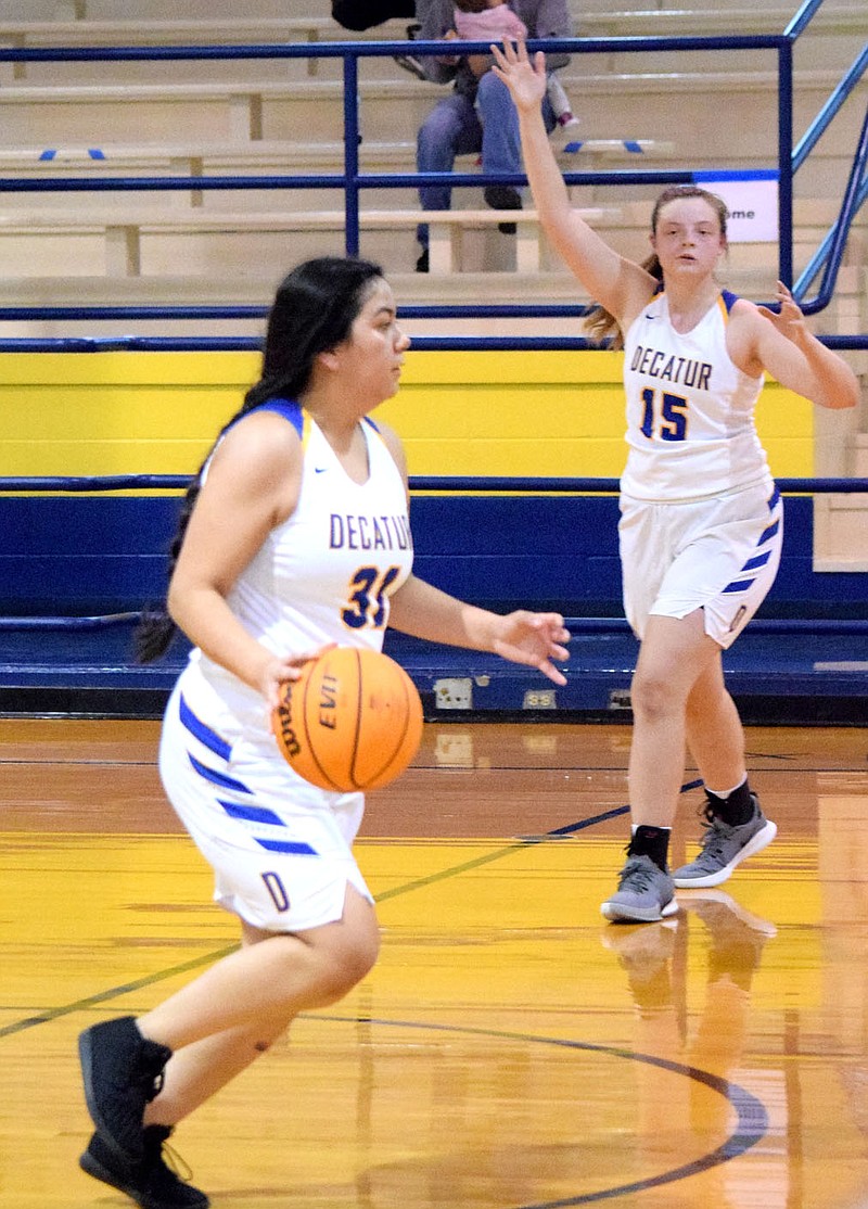 Lady Griffins defeat Lady Bulldogs in Decatur basketball action ...