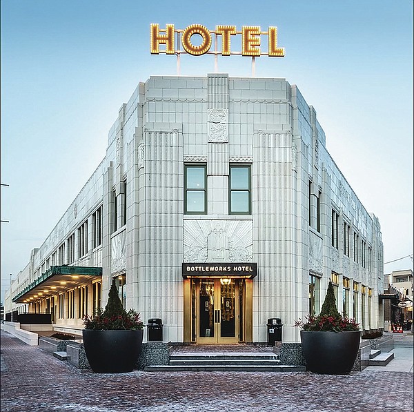 Former Indianapolis Coca Cola Plant Is Now An Upscale Hotel former-indianapolis-coca-cola-plant-is-now-an-upscale-hotel