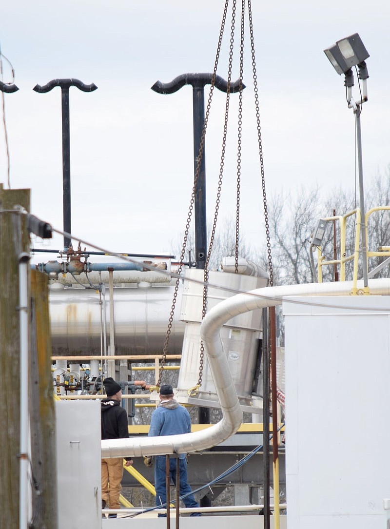 Decatur plant loses some equipment | Westside Eagle Observer