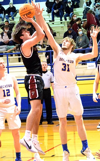 Life Way Christian beats Decatur boys | Westside Eagle Observer