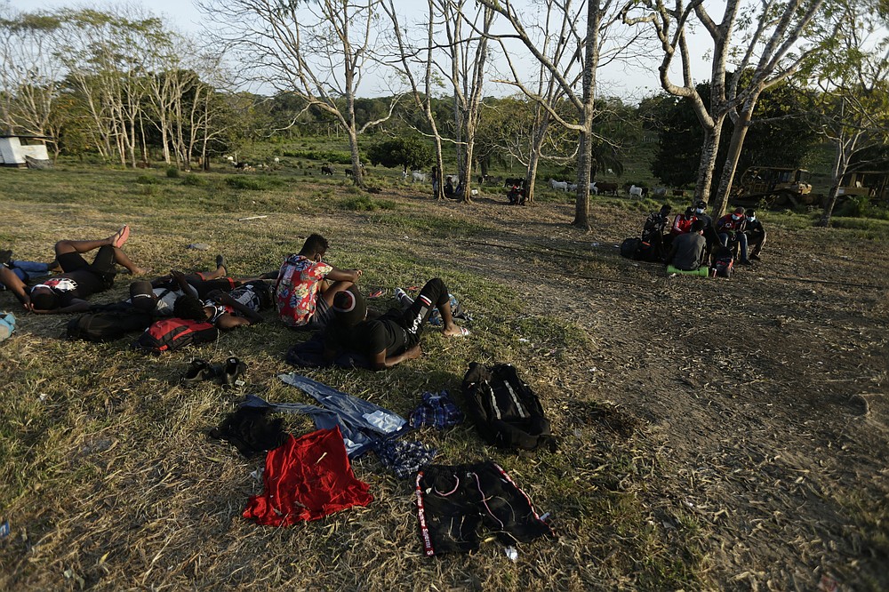 Panama's opening restarts migrants' move toward U.S.