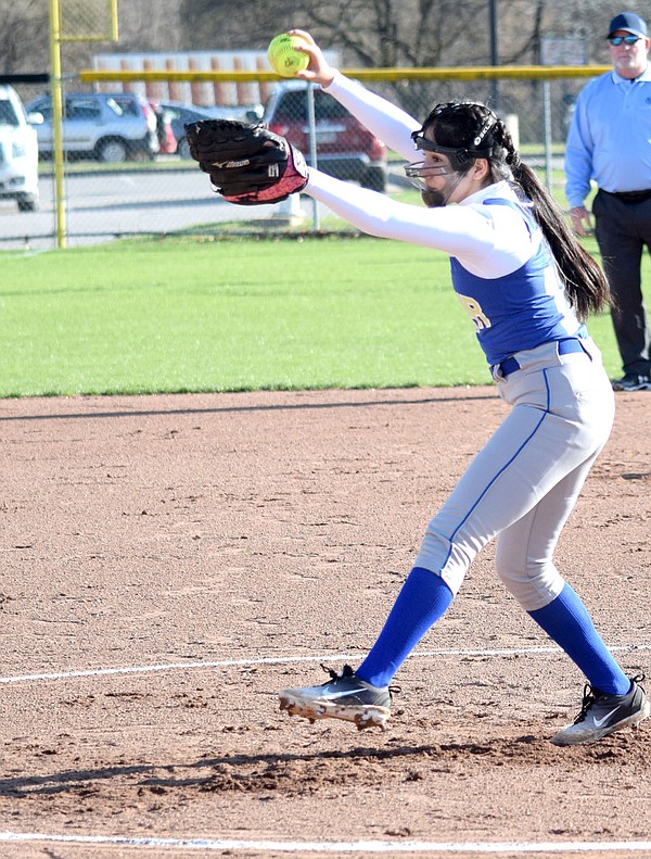 Lady 'Dogs lose season opener to Lady Patriots | Westside Eagle Observer