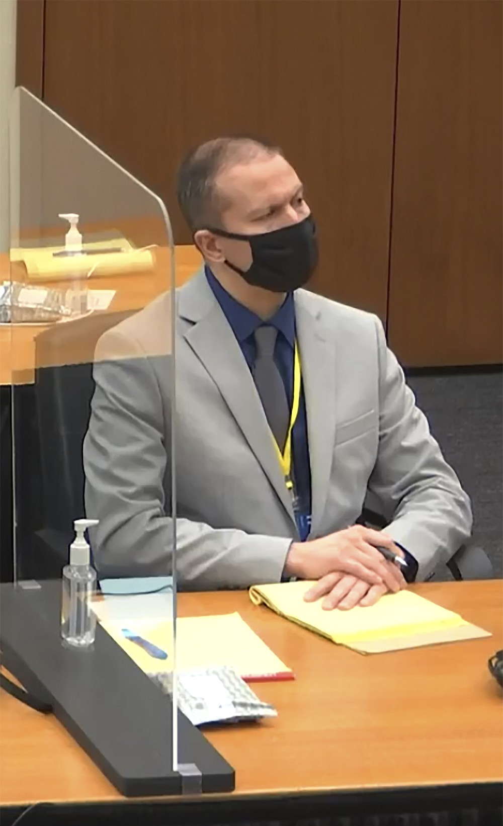 2 jurors in ex-officer's trial let go