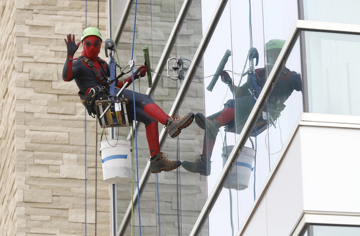 PHOTO GALLERY: Comic book cleaners, quarterback camp, pajama rama ...