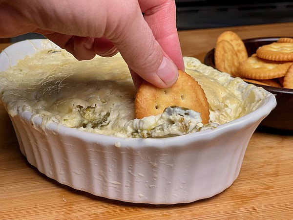 IDEA ALLEY: Dip into this appetizer trio; add kick to chips