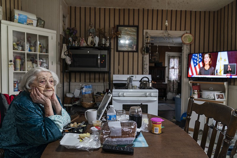 US hunger crisis persists, especially for kids, older adults