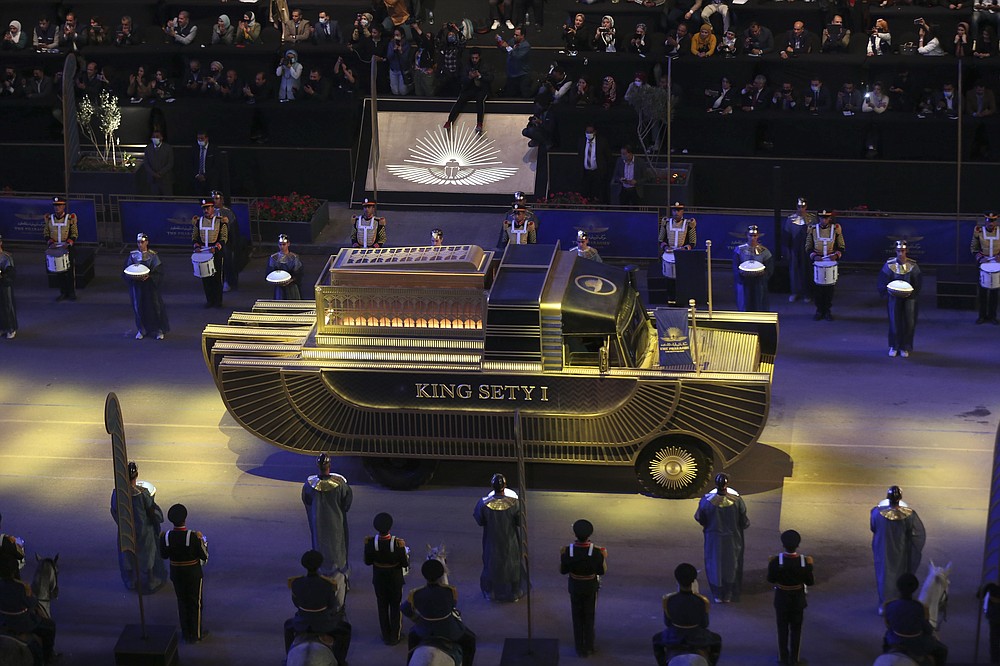 In show of Pharaonic heritage, Egypt parades royal mummies