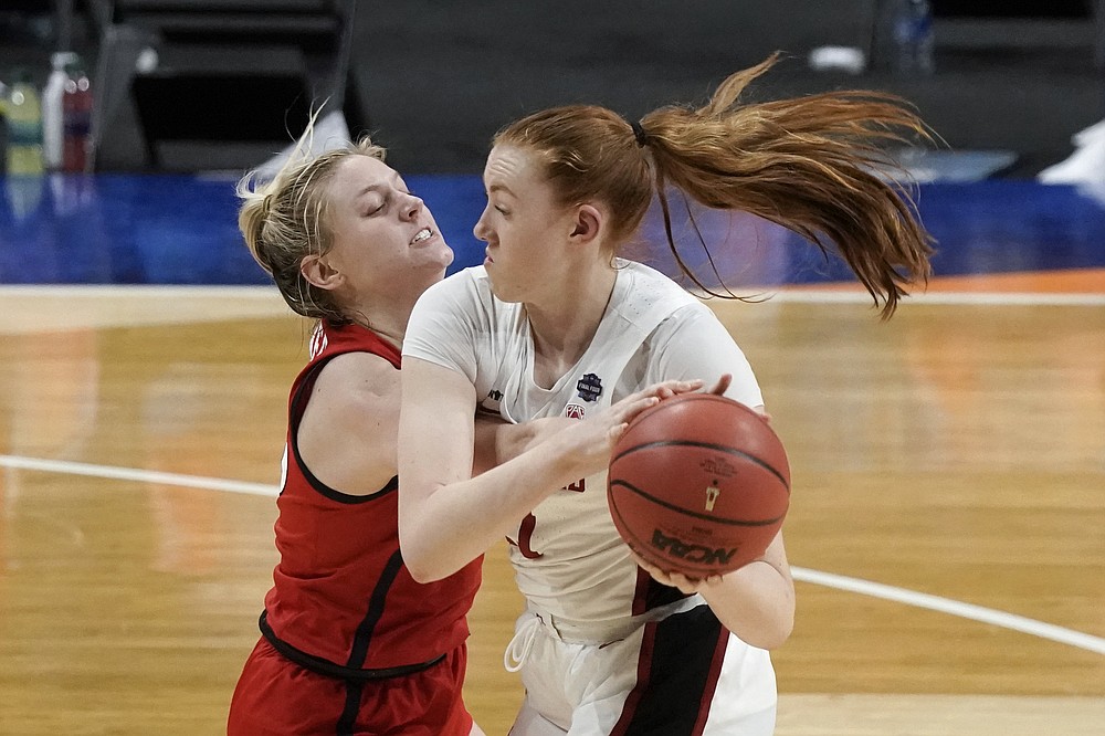 Stanford holds off Arizona 54-53 to win women's NCAA title
