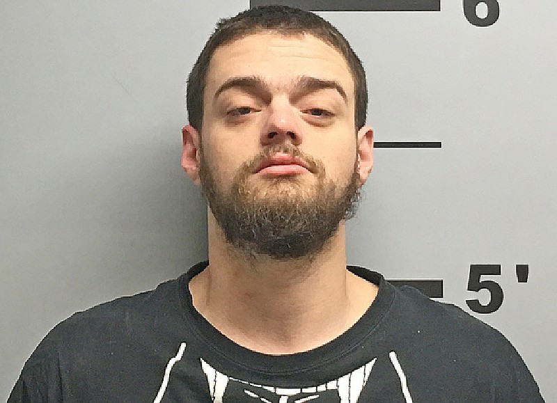 Accused murderer pleads not guilty in Benton County inmate's rape ...