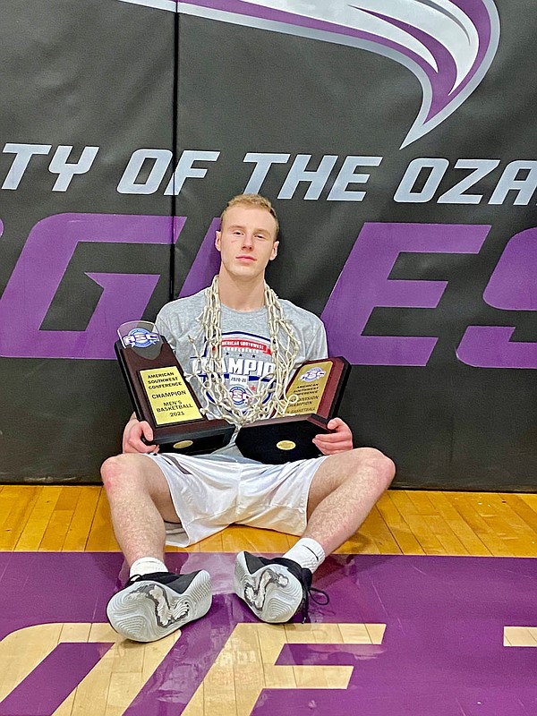 Duke finishes college basketball career with championship | Westside ...