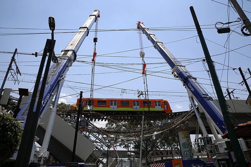 Rubble sifted in deadly subway fall | The Arkansas Democrat-Gazette ...