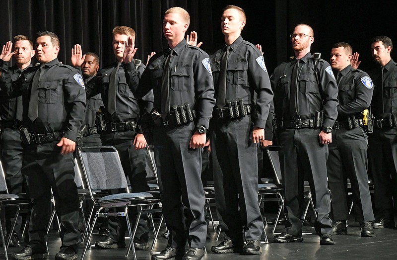 VIDEO, GALLERY: Hot Springs police hold swearing-in ceremony | Hot ...