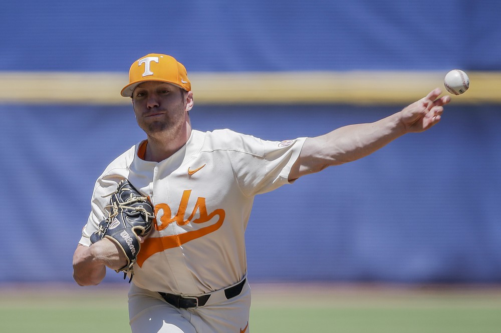 Hogs top Vols for 1st SEC title