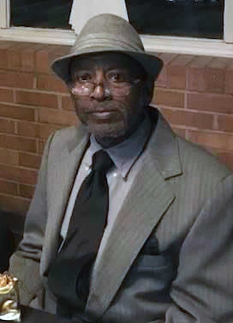 Robert L. McGhee | Hot Springs Sentinel Record
