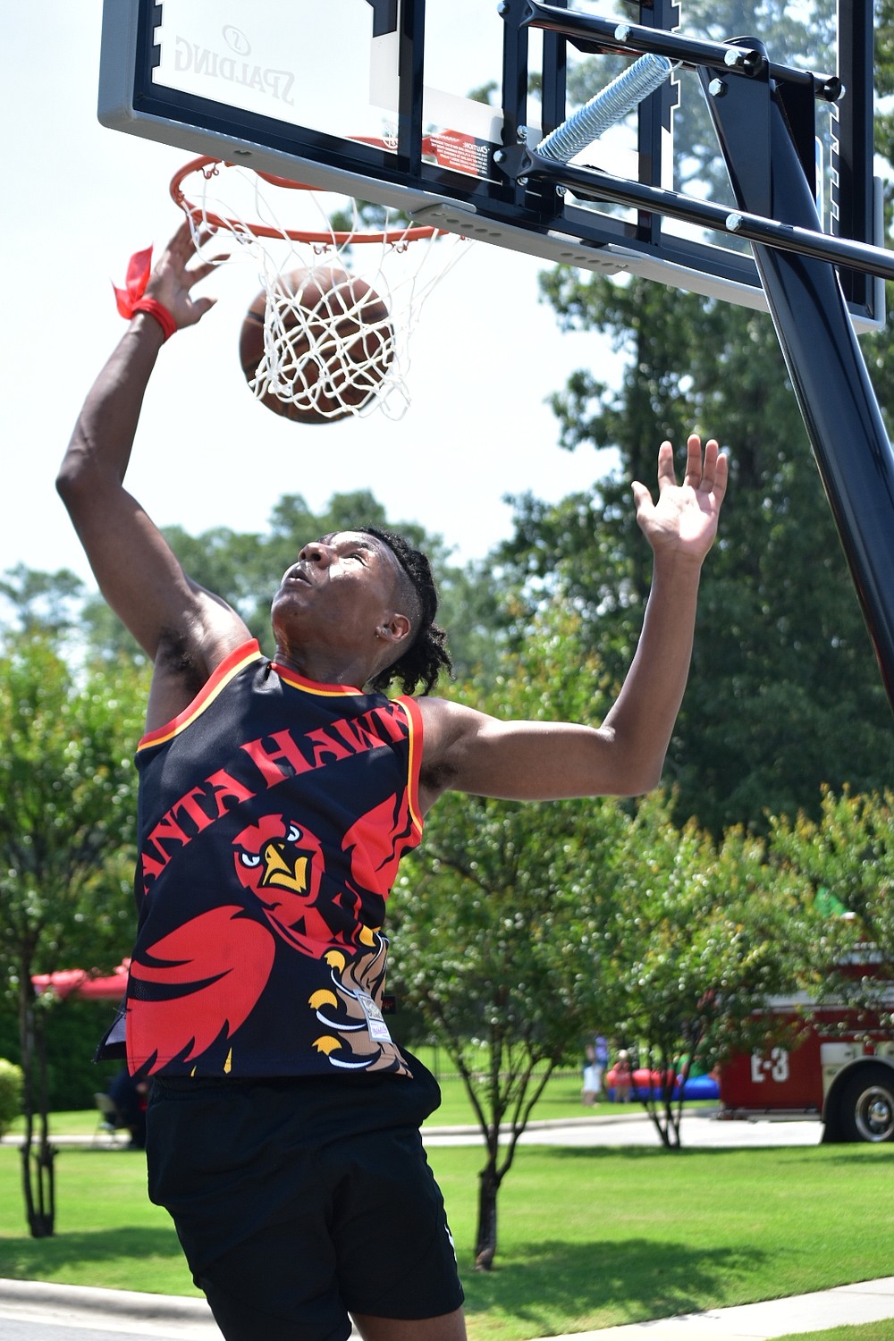 College festival kicks off summer