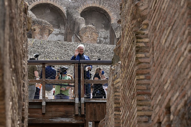 Colosseum tourists can go underground to see 'backstage' | Hot Springs ...