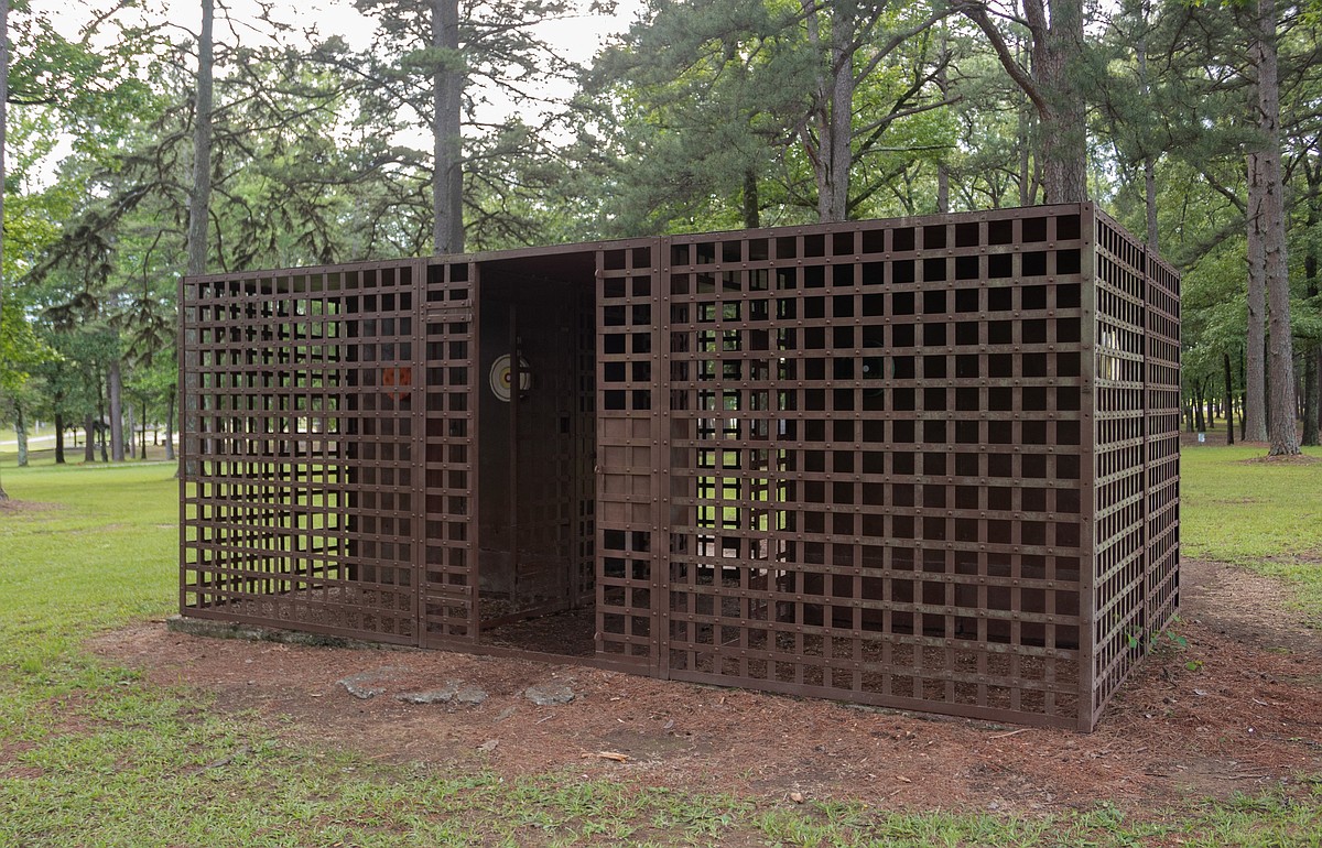 ART: 'Layman' exhibit uses jail to frame paintings | Northwest Arkansas ...