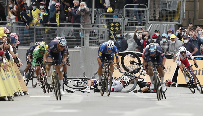 Another crash hampers Tour de France | Northwest Arkansas Democrat-Gazette