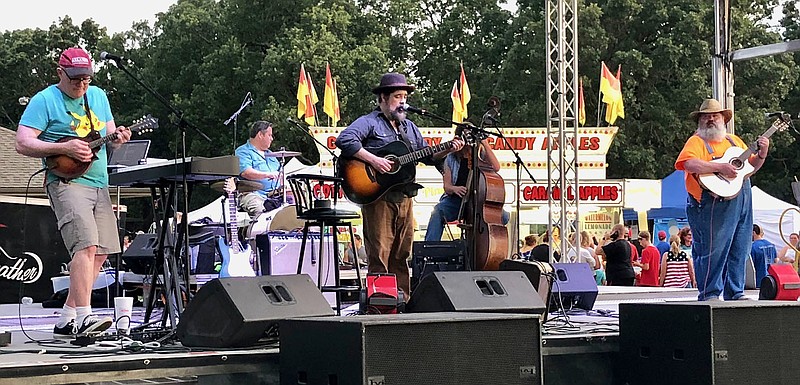 Gentry celebrates Independence Day with huge festival | Westside Eagle ...