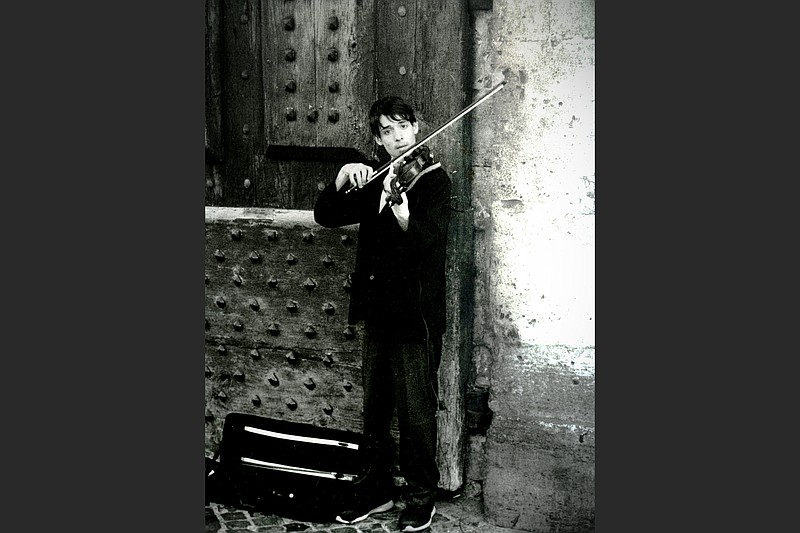 ART IN ARKANSAS: 'Humankind' exhibit reinaugurates gallery | The ...