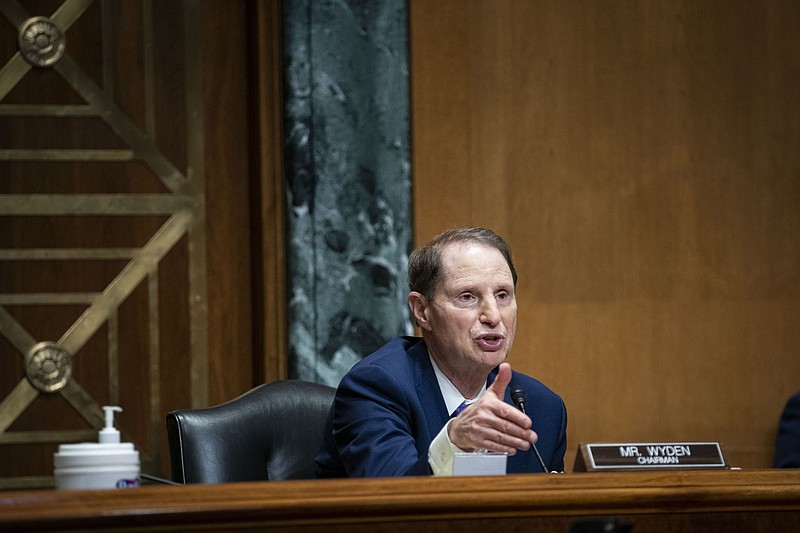 Panel chief Wyden pitches business-deduction cap | The Arkansas ...