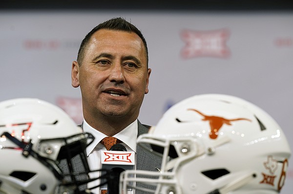 With SEC move on horizon, Texas and Oklahoma coaches focus on present ...