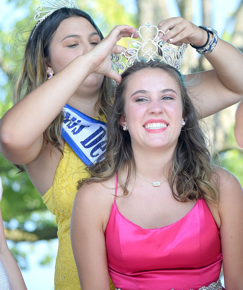 Gentry girl captures Miss Decatur Barbecue crown | Westside Eagle Observer