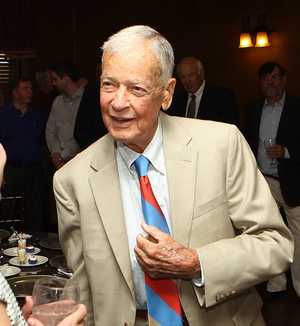 Munro to be inducted into Walk of Fame | Hot Springs Sentinel Record