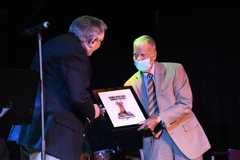 Munro inducted into Walk of Fame | Hot Springs Sentinel Record