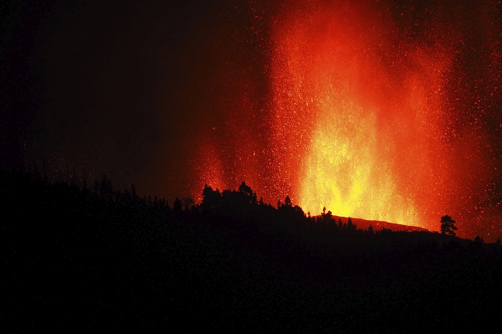 Much damage, no injuries, in Spanish volcano eruption