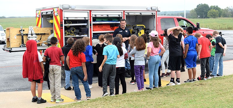 Northside kids learn fire safety through local fire fighters | Westside ...