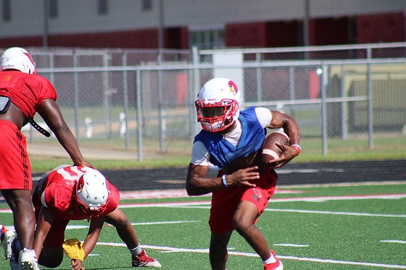 Camden Fairview hoping to dominate in De Queen tonight | Camden News