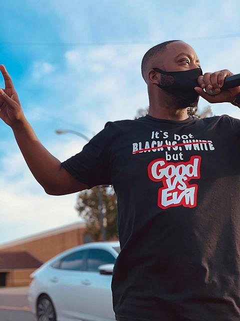 The man behind the microphone: Jeremy Owens makes a career from what he ...