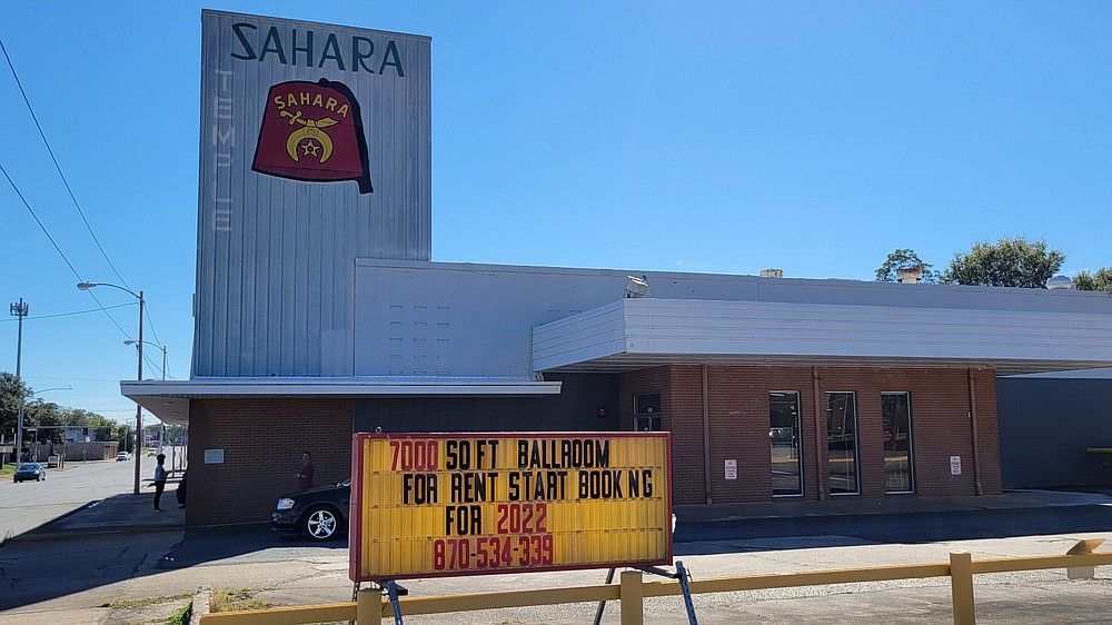 Pine Bluff gunfire kills 1 man, hurts 12 others