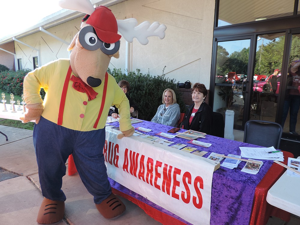 Elks Lodge inaugural car show draws over 40 entries