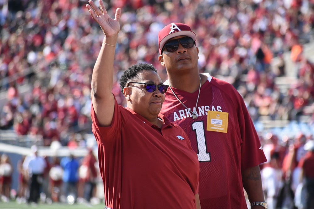 Burks' 3 scores lead Hogs' rout of UAPB