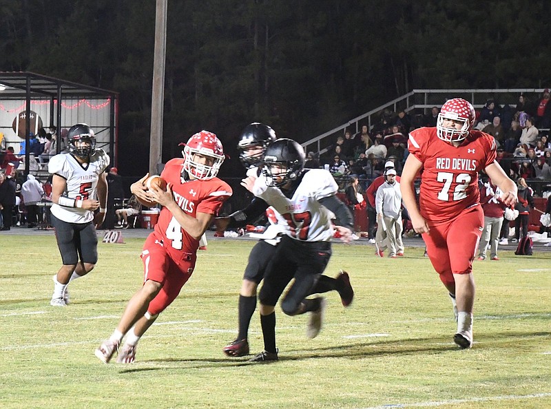 GALLERY, PODCAST: Red Devils cruise to 70-6 win over Eagles | Hot ...