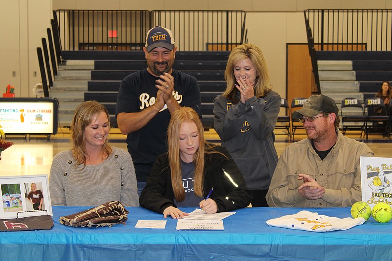 SAU Tech softball signs nine players, baseball signs six players on ...
