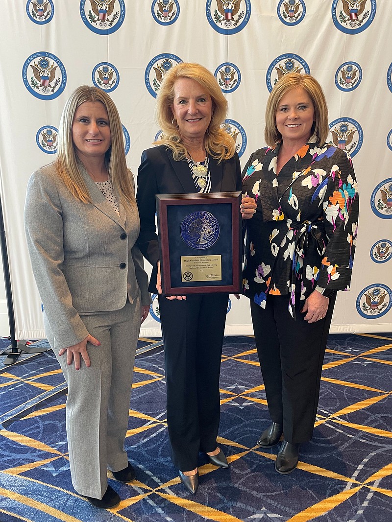 Hugh Goodwin, ESD officials accept Blue Ribbon School award in D.C ...