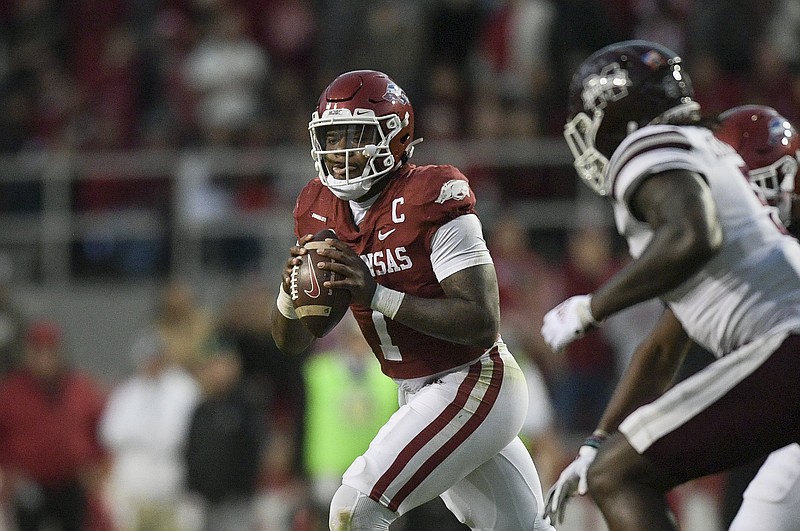 Arkansas QB Jefferson maintains poise in trying situations | Hot ...