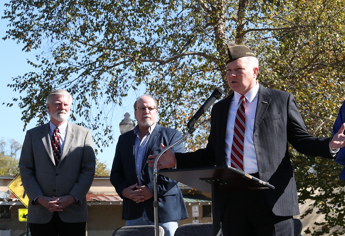 WATCH: Griffin urges better understanding of veterans | Hot Springs ...