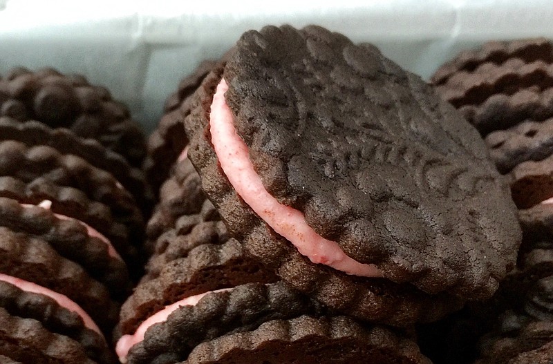 12 Days of Christmas Cookies: Homemade Oreos | Northwest Arkansas ...