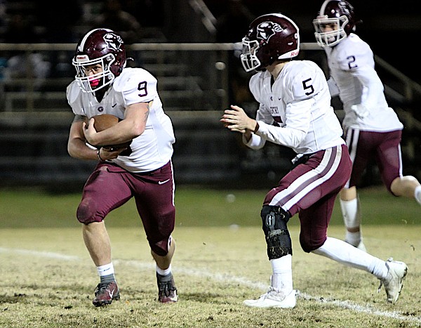 Gentry loses playoff game at Lamar by one | Westside Eagle Observer