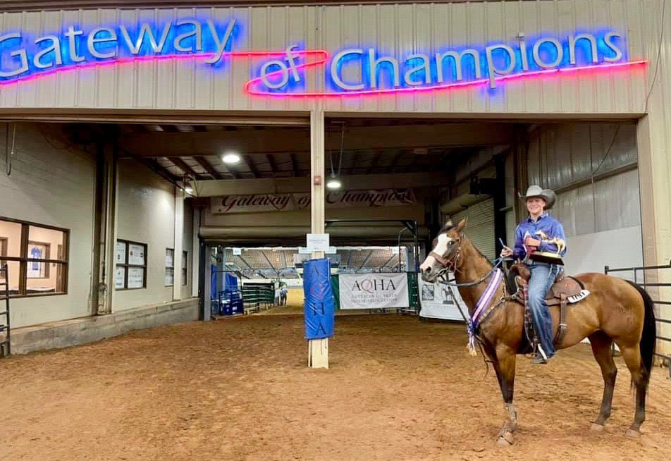 Young Gravette rider brings home rodeo trophies | Westside Eagle Observer