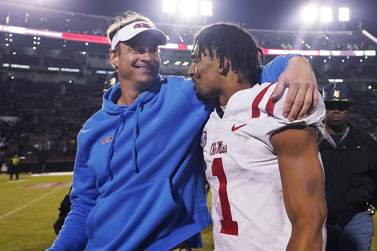 Ole Miss gives Kiffin new contract | Texarkana Gazette