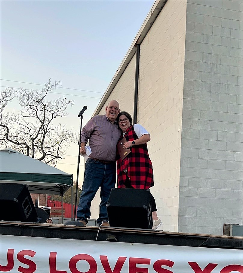 Norphlet holds tree lighting, Citizen of the Year | El Dorado News