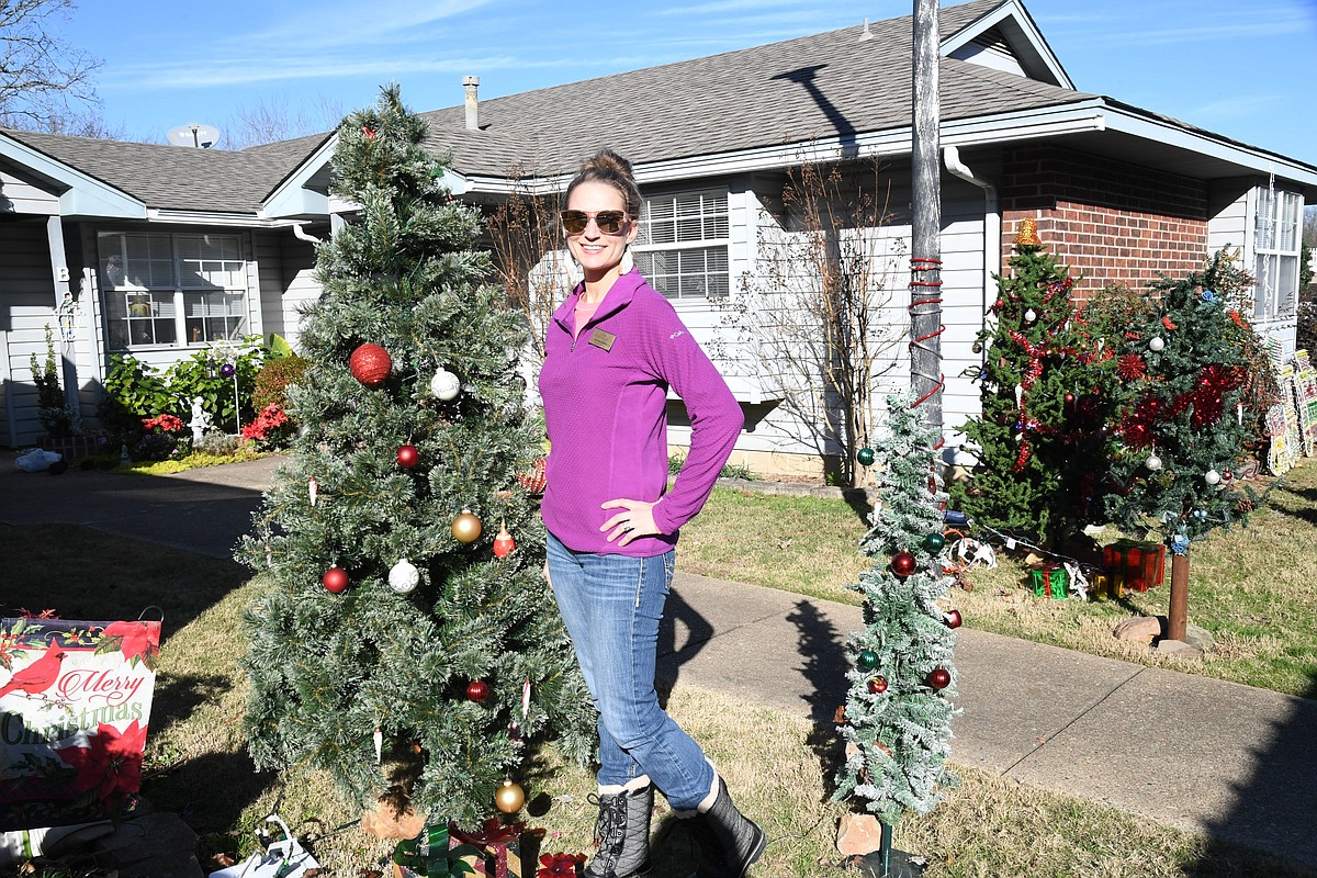 WATCH: Second Annual Drive-Thru Festival of Lights starts today | Hot ...